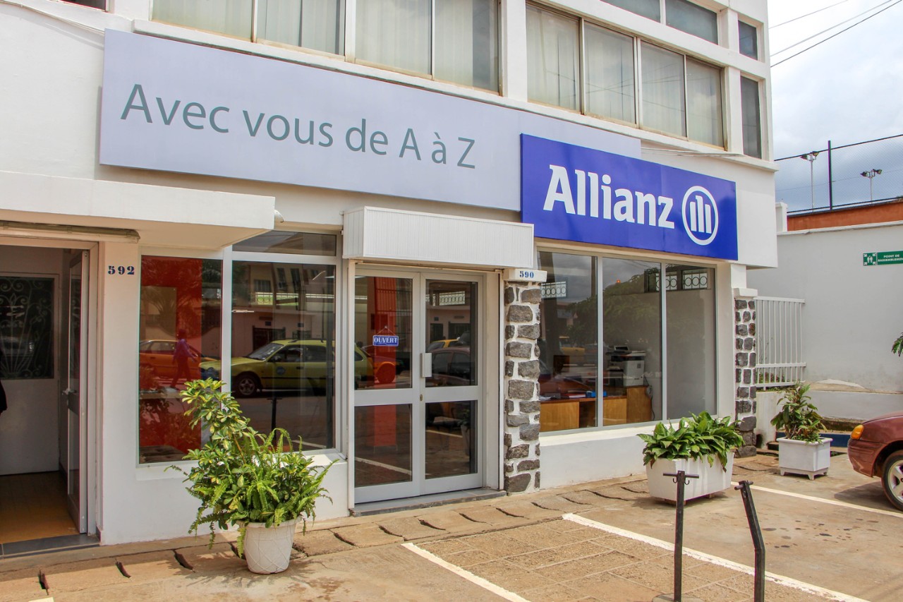 Nos Contacts | Qui sommes nous ? | Allianz Cameroun